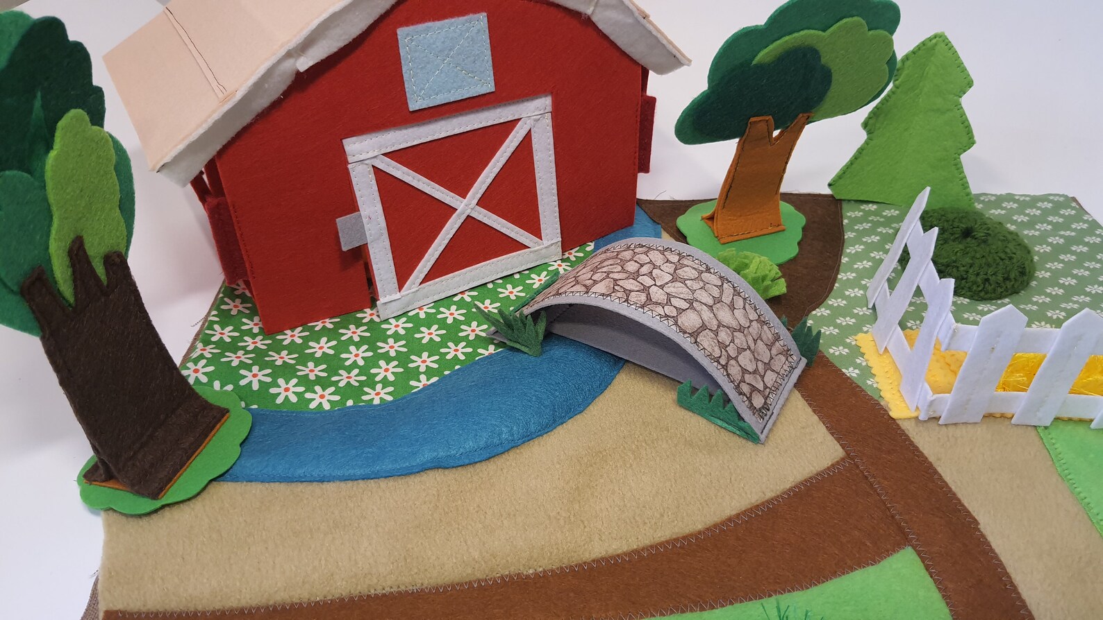 Felt play mat with red farm barn | Etsy