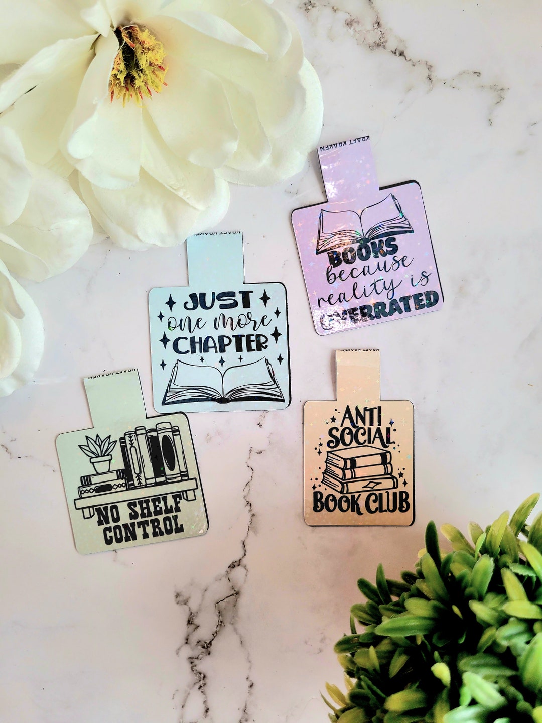 Book Lovers Magnetic Bookmark - Dark Academia - Bookish - Nerdy - Etsy UK