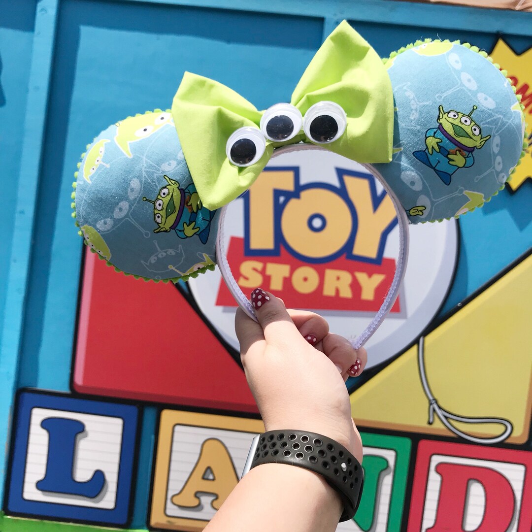 Green Alien Disney-inspired Mickey Ears - Etsy