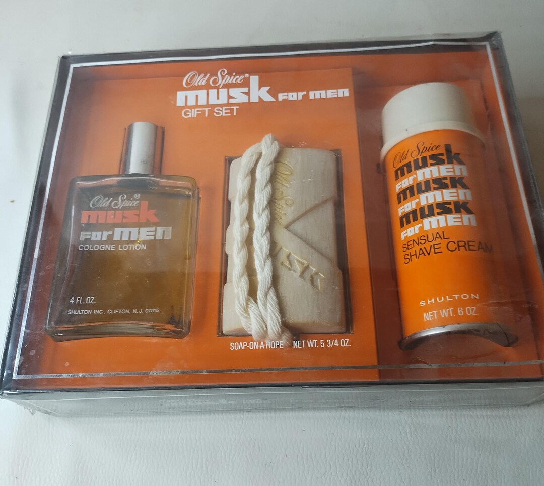 VINTAGE Old Spice Musk for Men Gift Set Soap on A Rope, Shave Cream ...