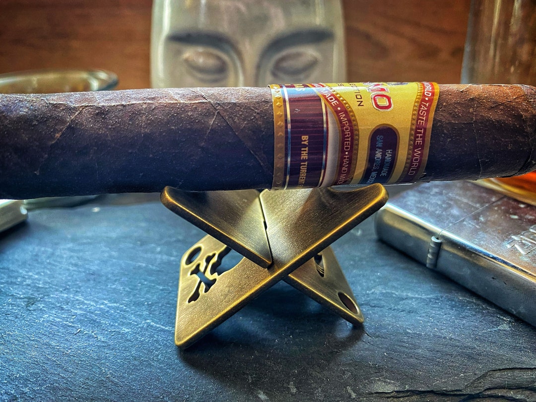 Portable Pirate Cigar Holder by Picaroon Tools - Cigar Mini Rack ...