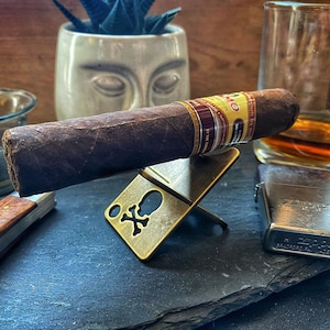 Portable Pirate Cigar Holder by Picaroon Tools Cigar Mini Rack ...