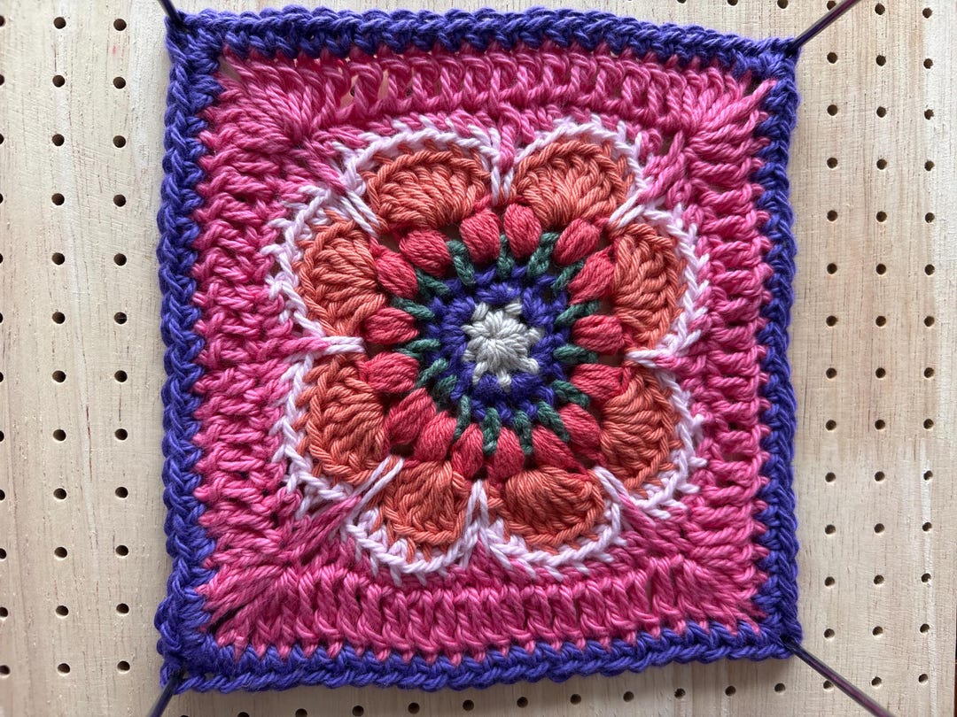 Flower Power Granny Square Crochet Pattern (PDF Pattern) - Etsy