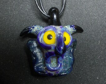 Blown Glass Alien Head Pendant - Etsy