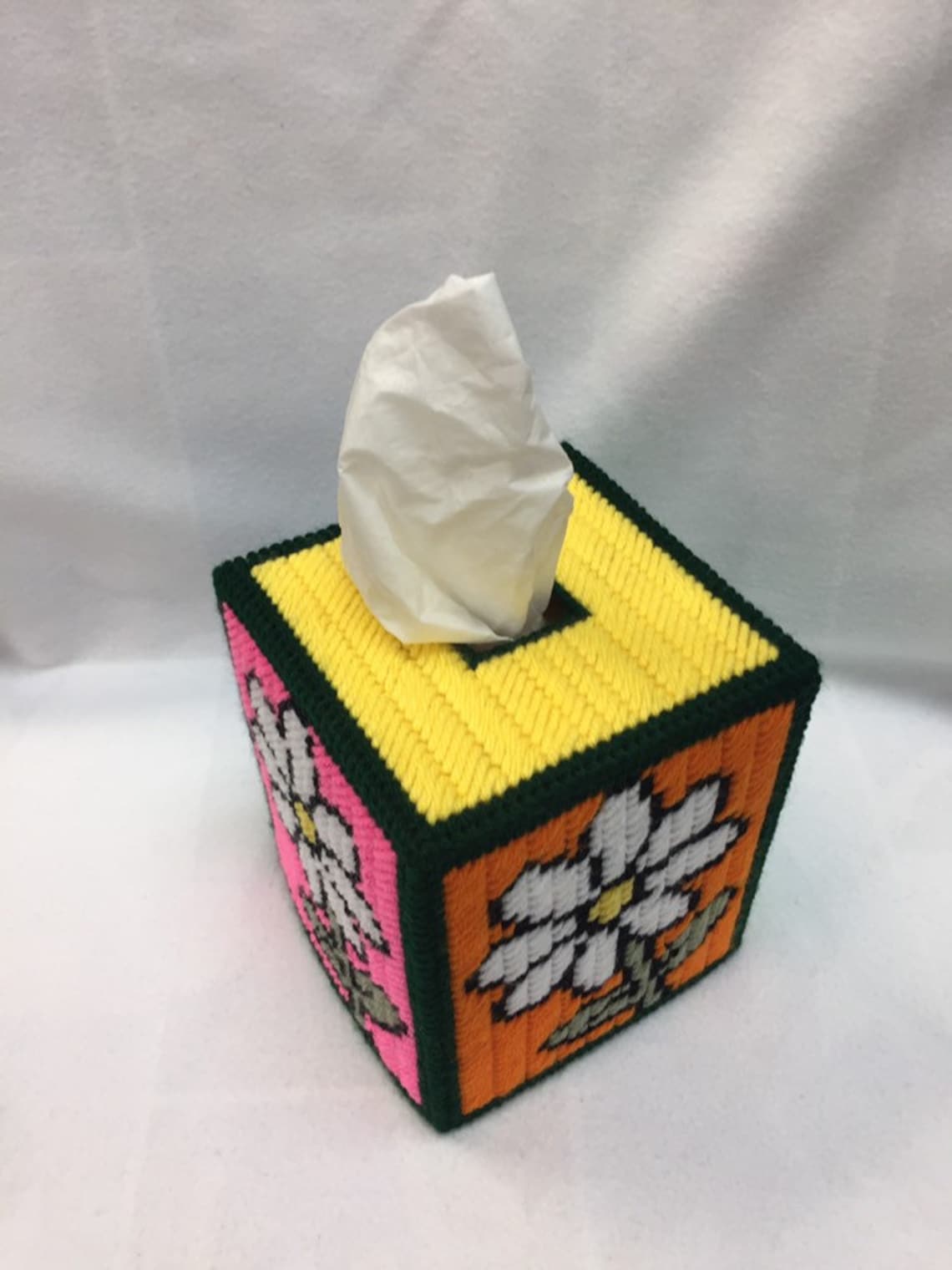 Daisy Plastic Canvas Tissue Box Cover Tissue Topper TBC | Etsy