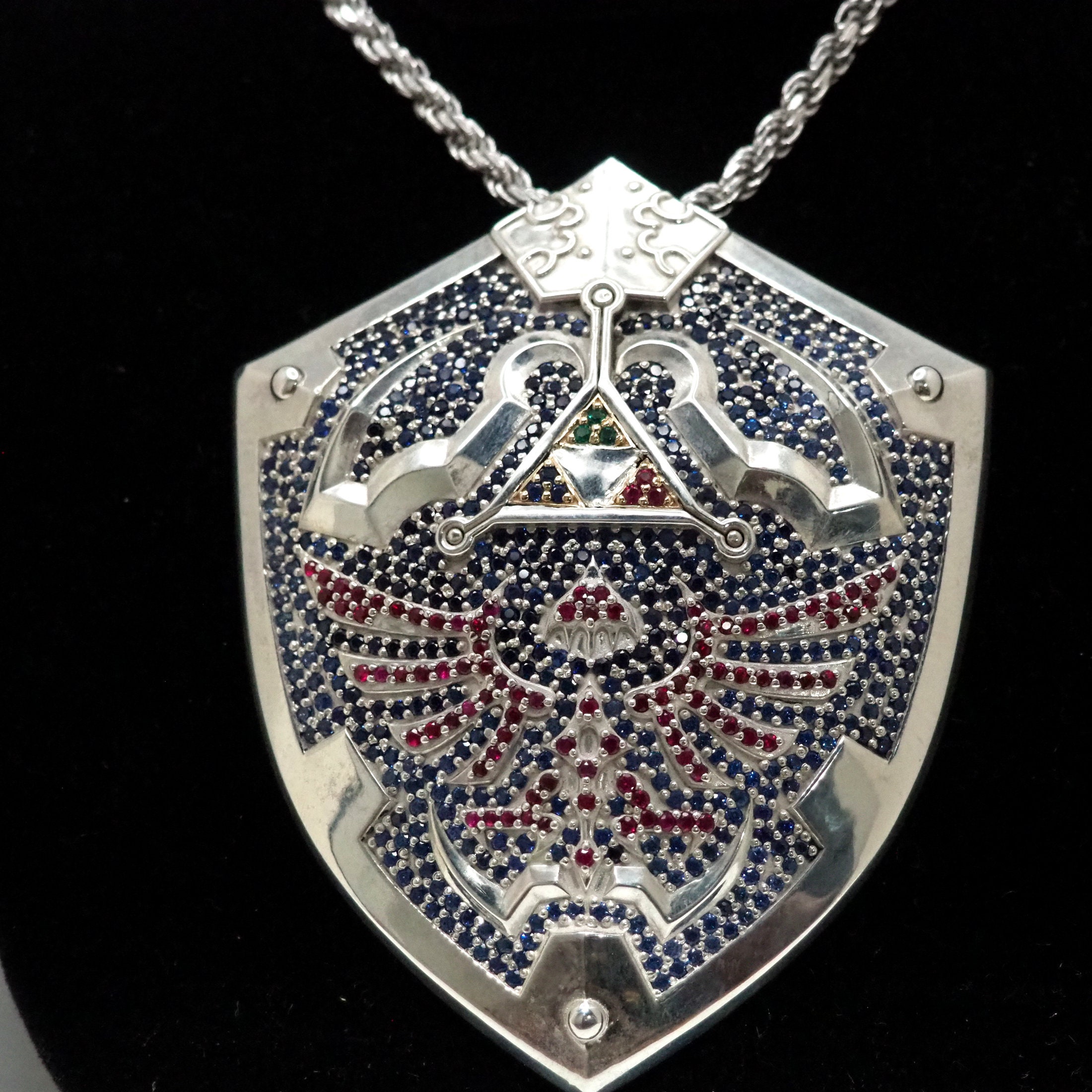 Legend of Zelda: Link Hylian Shield - Etsy