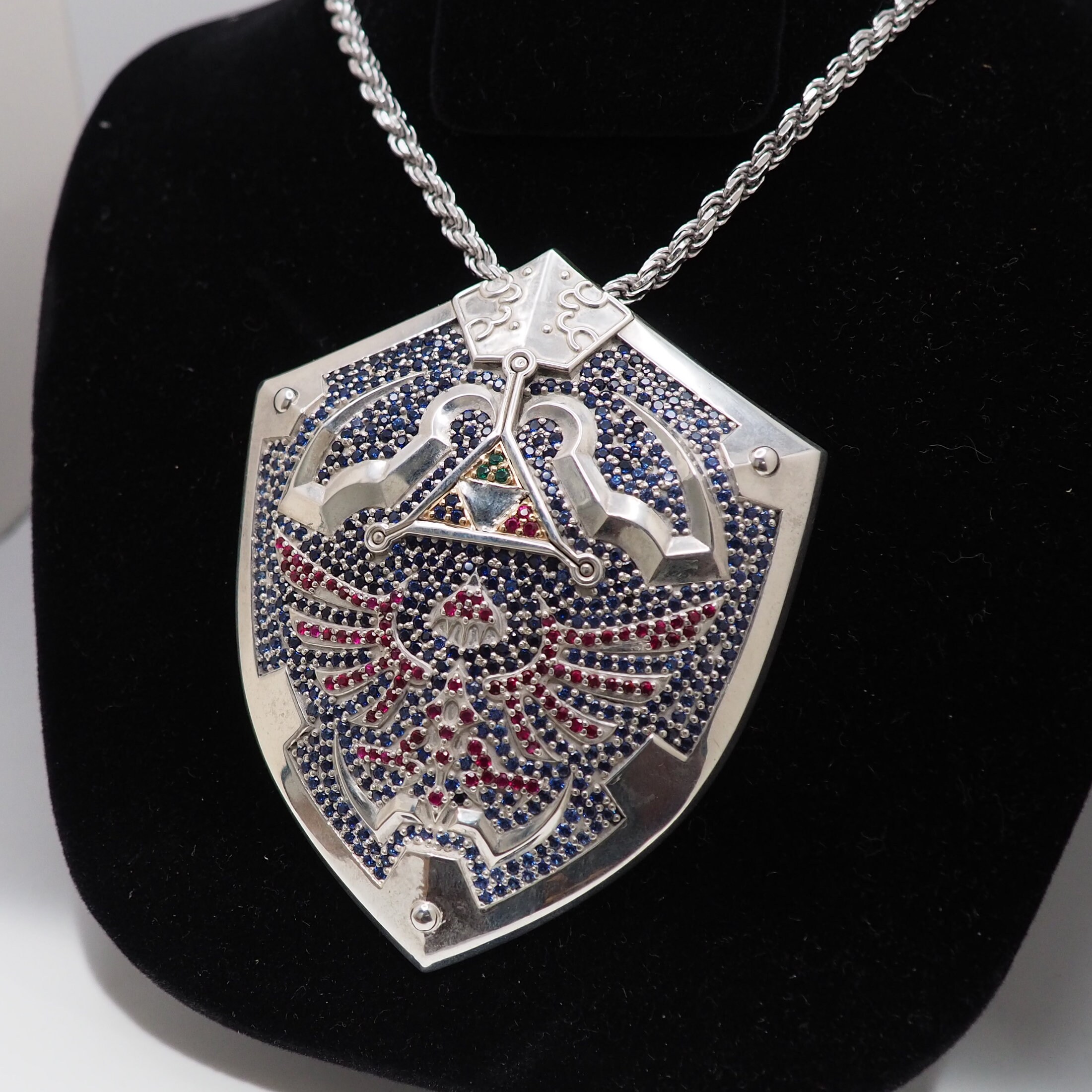 Legend of Zelda: Link Hylian Shield - Etsy