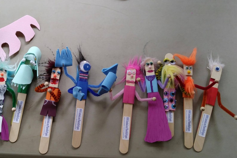 Pop-up Puppet Kit ~ Planet of the Puppets ~ Makes 12 Puppets - Etsy