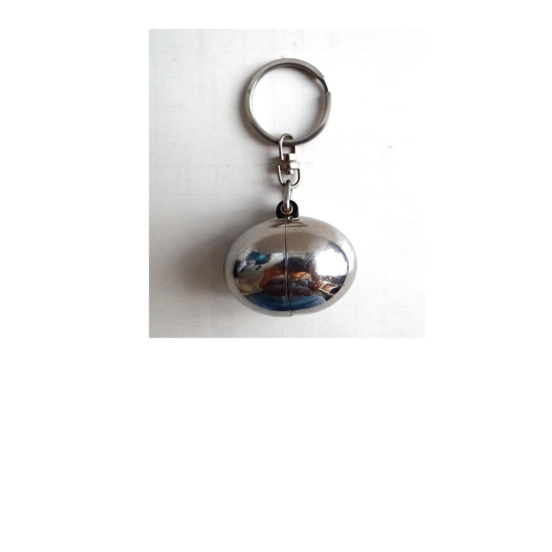 ALESSI KEYCHAIN Bon Bon Alessi Token Holder, Vintage 2000s, Made in ...