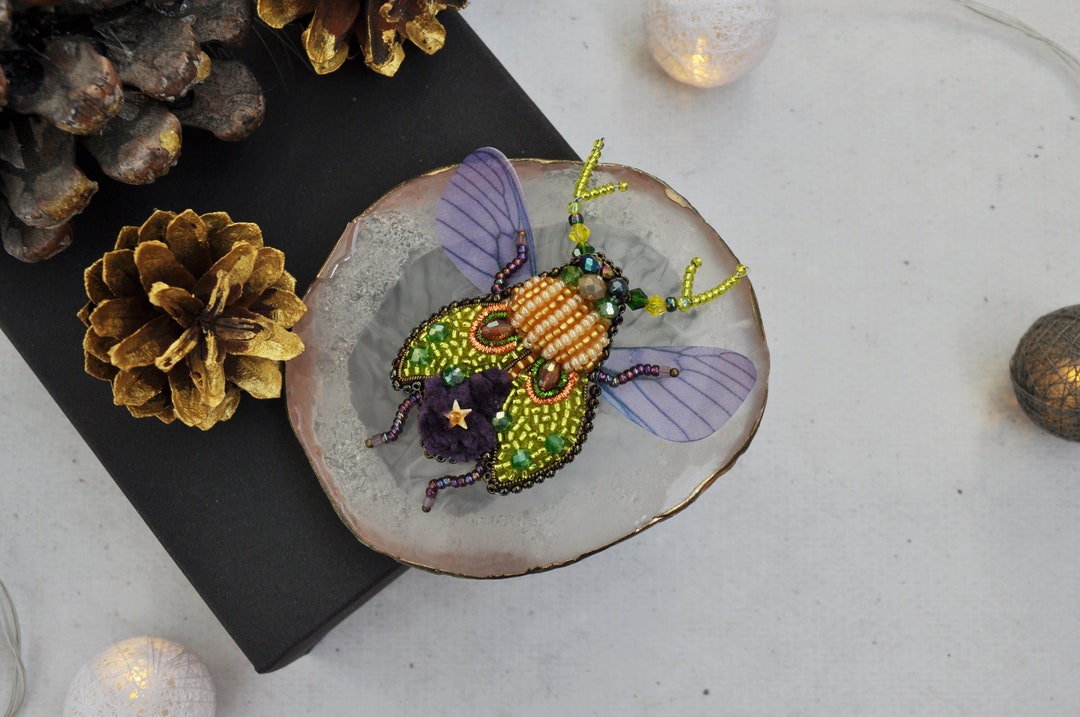 Bug Pin, Lapel Pin, Bee Pin, Insect With Wings, Handmade Pins ...