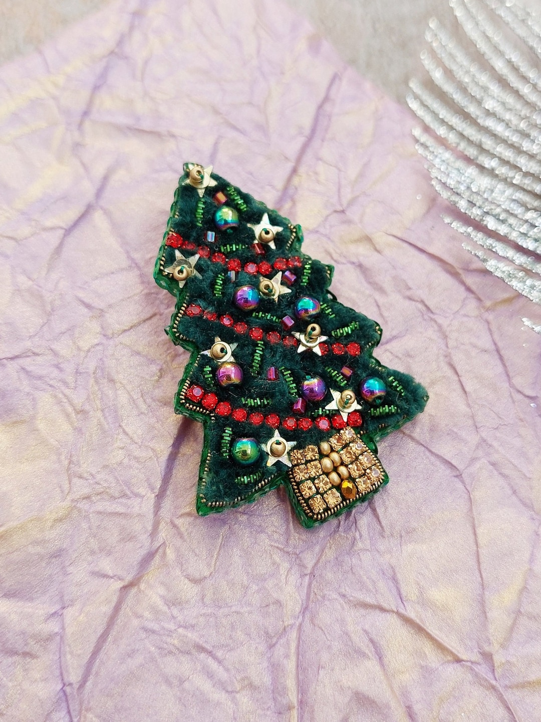 Christmas Tree Pin * Christmas Embroidery * Christmas Tree Brooch ...