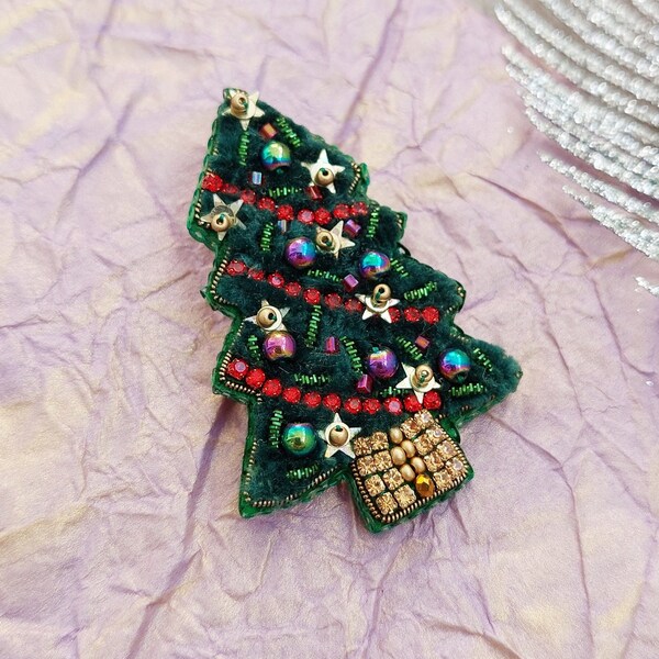Christmas Tree Brooch - Etsy