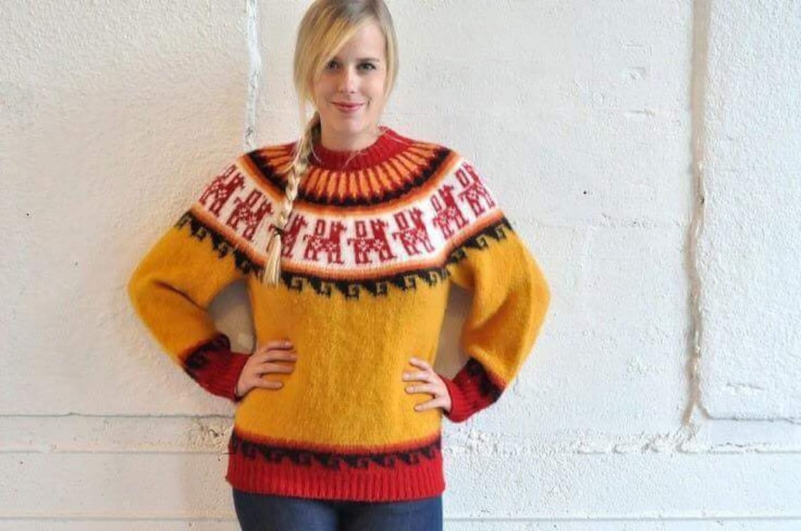 Vintage Style Sweater / Alpaca Wool | Etsy
