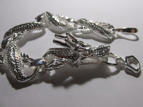 Silver Tone Chinese Dragon Twisted Chain Link Bracele… - Gem