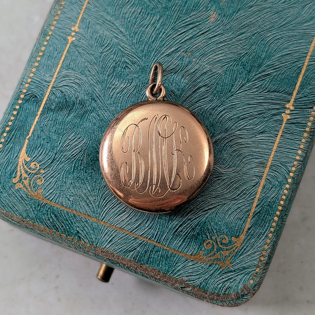Antique Edwardian Gold Shell Small Round Locket - Monogram MBK or BMK ...