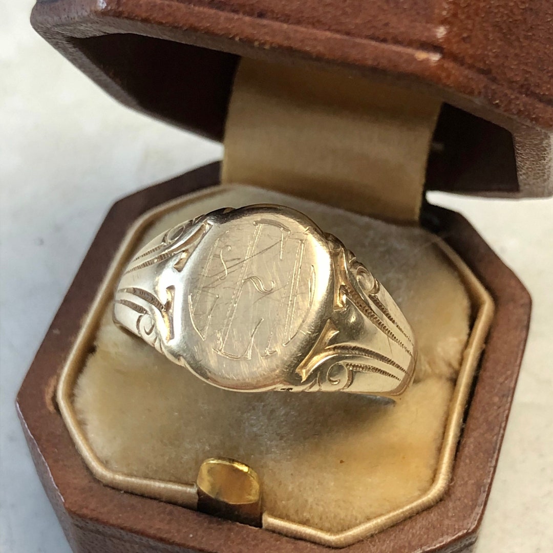 Art Deco Heavy 10k Signet Ring Unisex Solid Yellow Gold Signet Ring ...
