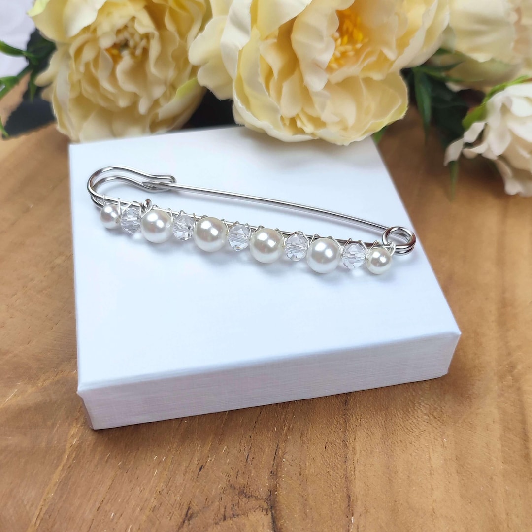 Pearl Bridal Dress Bustle Pin, Wedding Dress Train Pin, Pearl & Crystal ...