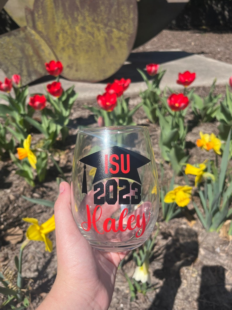 Custom 2025 Graduation Beer Can Wine Glass - Etsy
