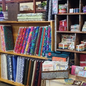 Garden Path Table Runner Quilt PATTERN by Dragonfly Fiberart - Etsy