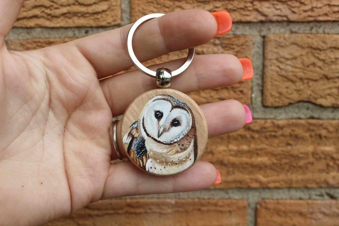 Hand-painted Barn Owl Face Wooden Keychain - Etsy
