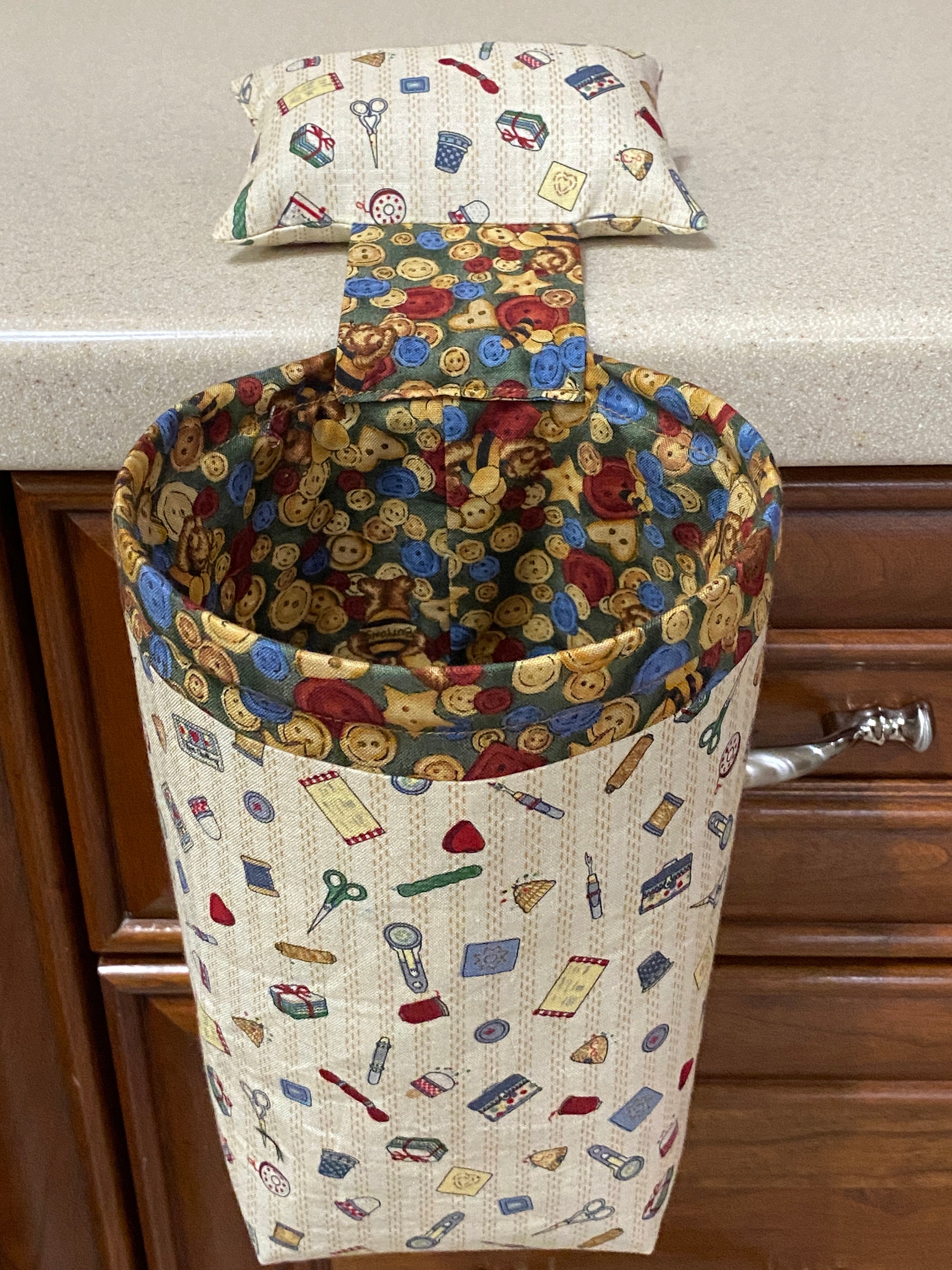 Pin Cushion Thread Catcher Trash Can Scrap Caddy Handmade Sewing Themed ...