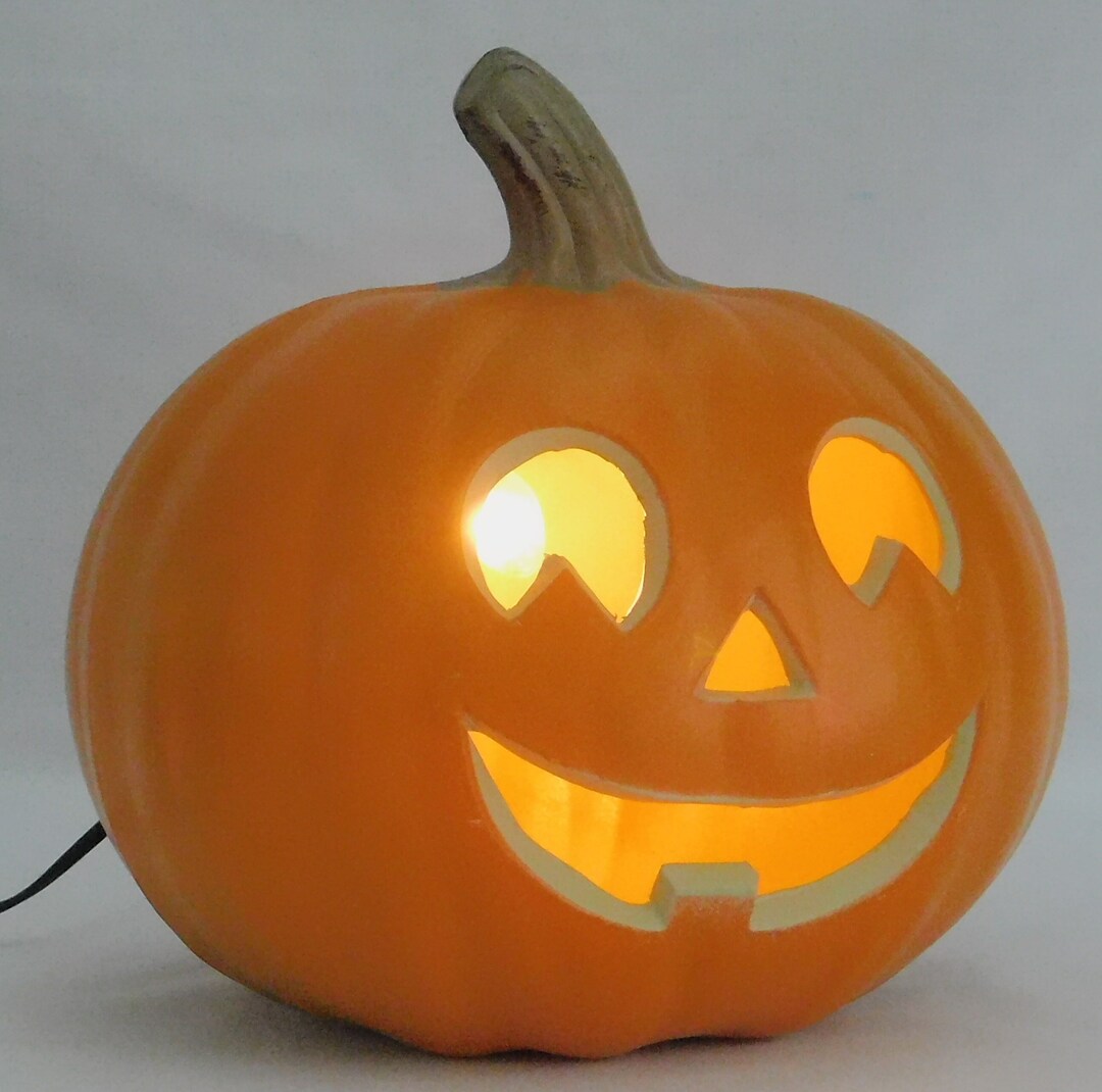 Lighted Jack O' Lantern for Indoor and Outdoor Use. Vintage Halloween ...