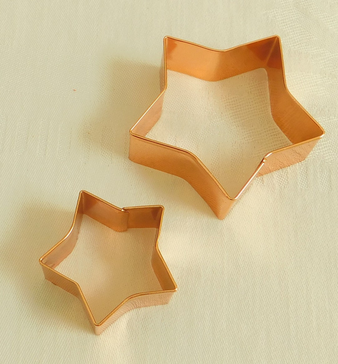 2 Vintage Copper Stars Cookie Cutters Round Tin, Graduated, Nesting ...