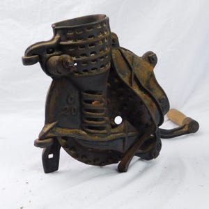 Antique Black Hawk Corn Sheller: 1903 Cast Iron Farm Tool - Etsy