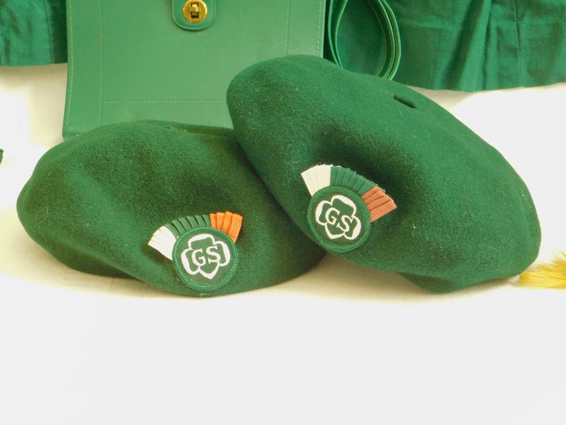 Vintage Girl Scout Cadette Green Wool Beret with Cockade Fan | Etsy