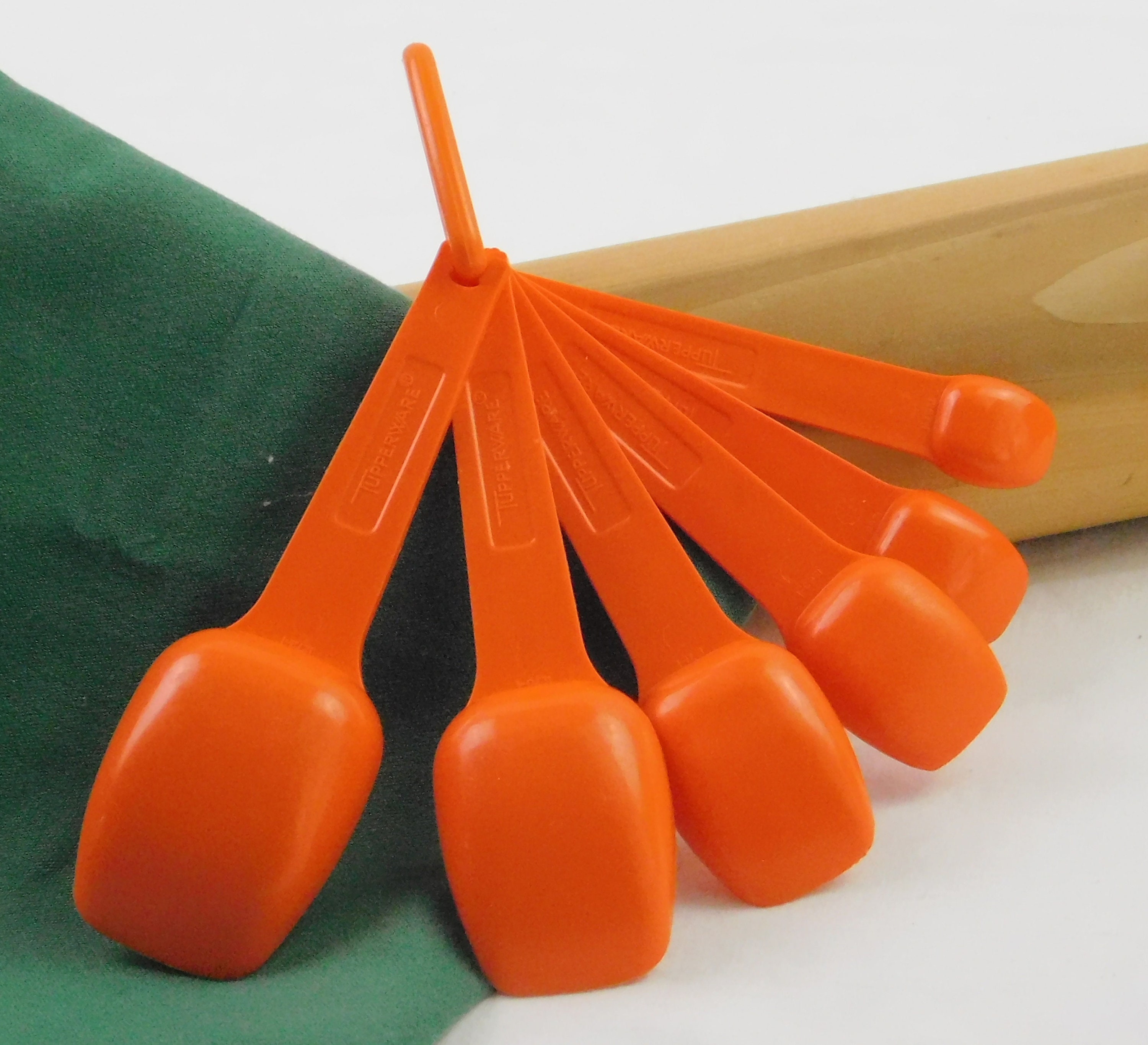 Vintage Orange Tupperware Plastic Measuring Spoons Set. US - Etsy