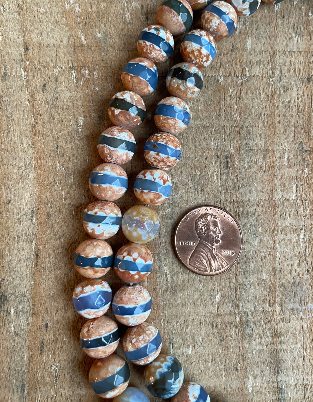 White Orange Tibetan DZI Agate With Blue Line Pattern 10mm Faceted ...