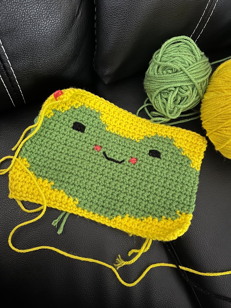 Crochet Frog Crossbody Purse: Handmade Kawaii Froggy Bag - Etsy