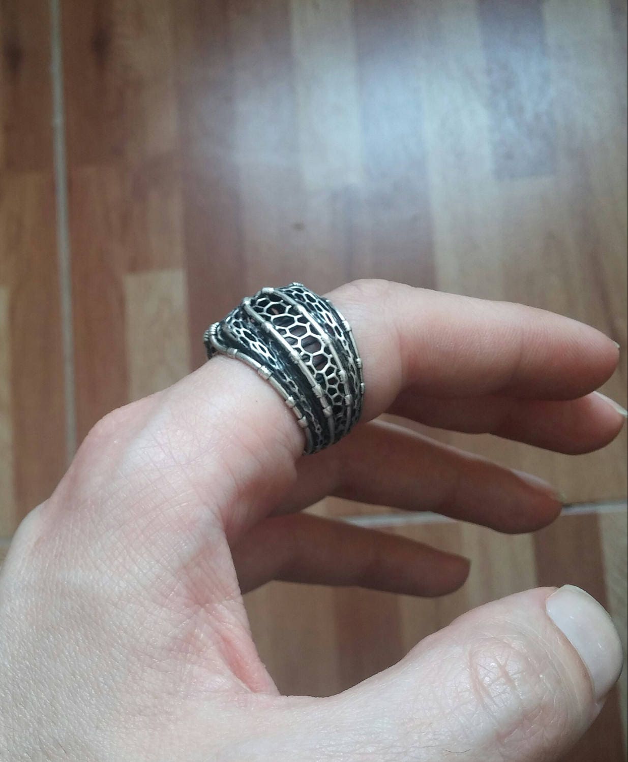 Alien Ring Aliens Ring Futuristic Wedding Band Gothic - Etsy