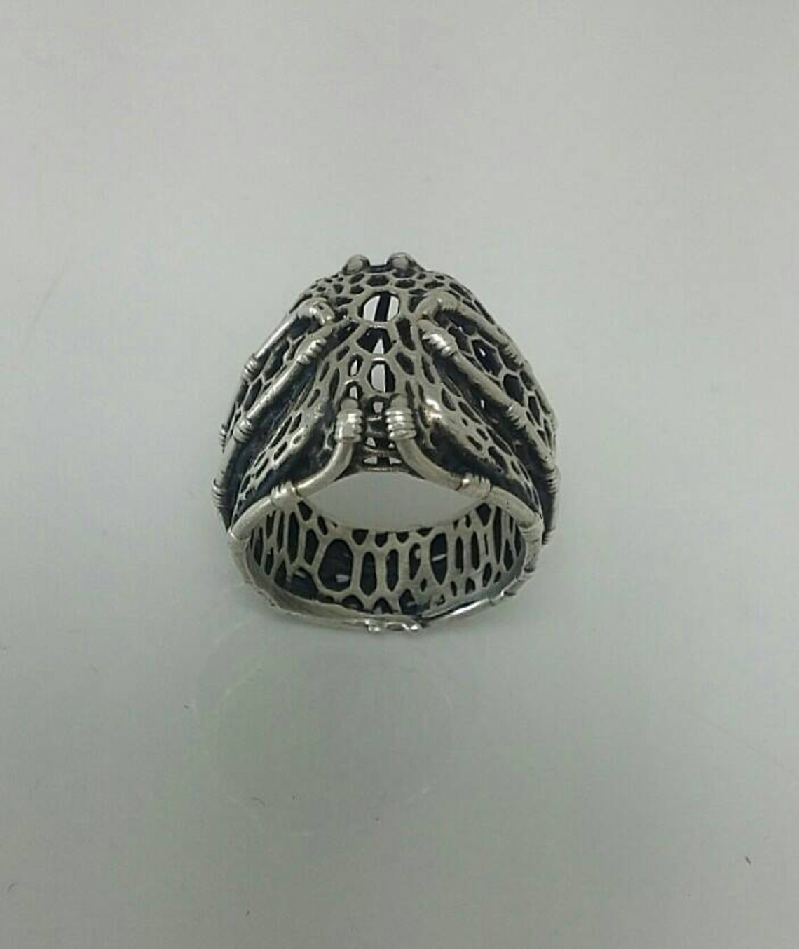 Alien Ring Aliens Ring Futuristic Wedding Band Gothic - Etsy