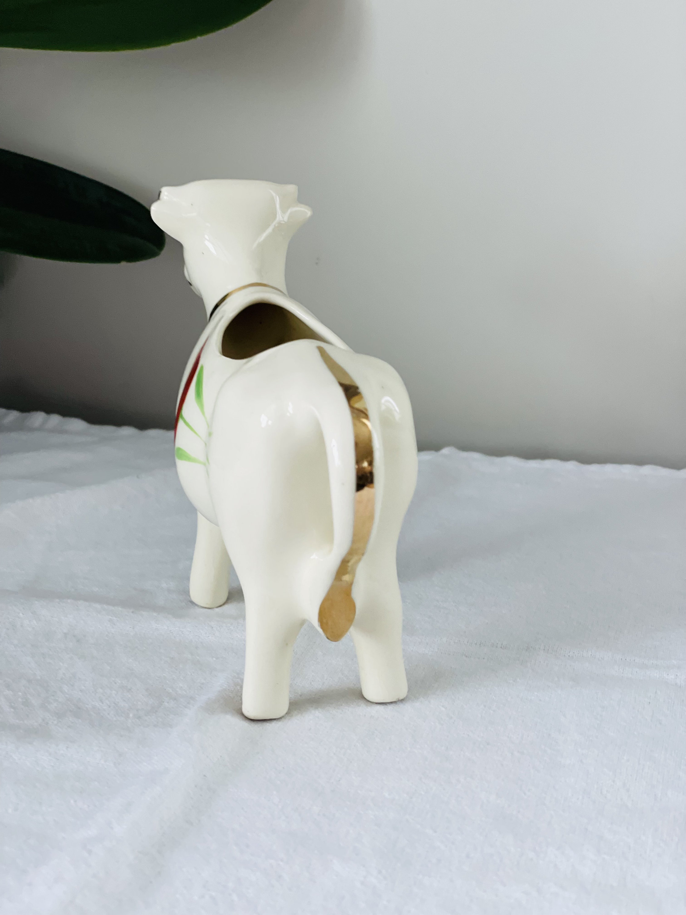Vintage Cream Color Cow Creamer With Red Tulip, Gold Trim, Collectible ...