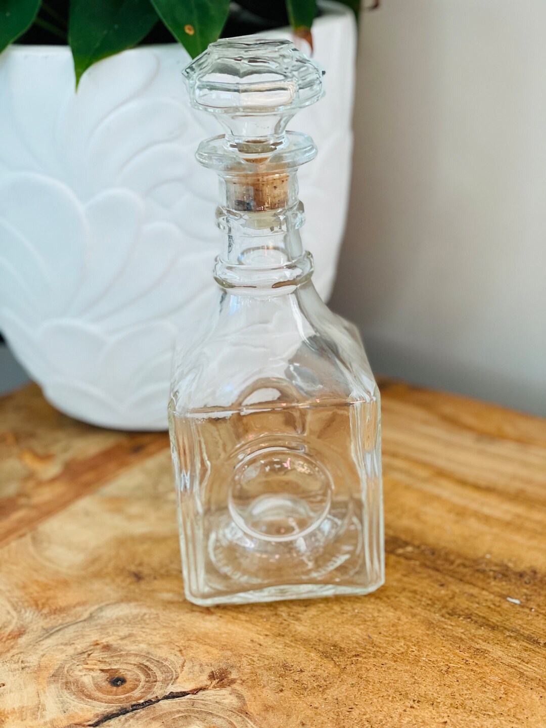 I.W. Harper Square Glass Decanter, Barware, Glass Stopper, Circle ...