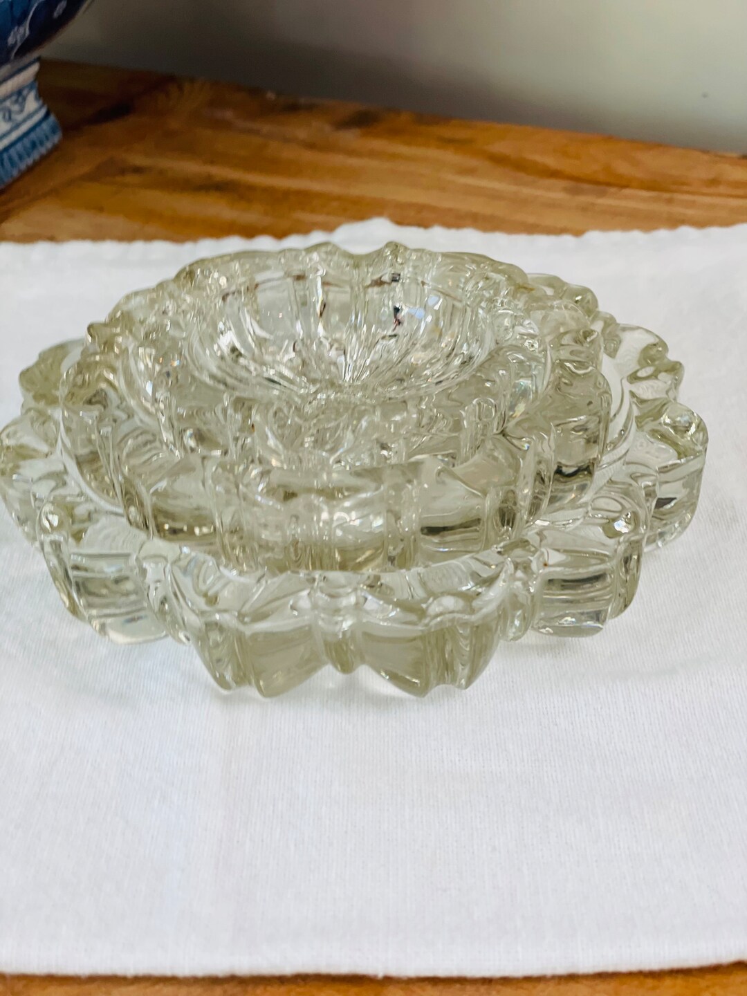 Set of 3 Nesting Glass Ashtrays, Flower Shape, Garden Room, Glass ...