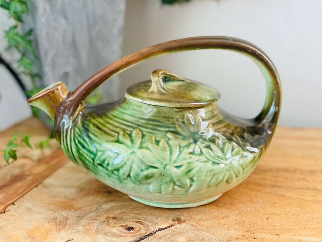 MCCOY Green and Brown Daisy Tea Pot With Lid and Unique Curved Handle ...