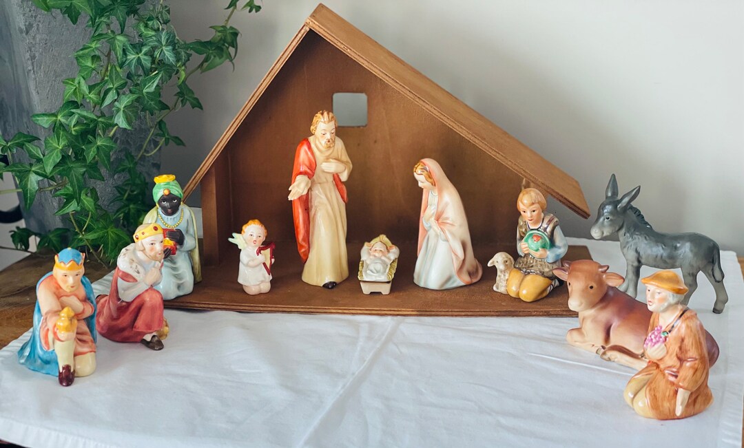 Vintage Rare Goebel W Germany Porcelain Nativity and Stable, Manger ...