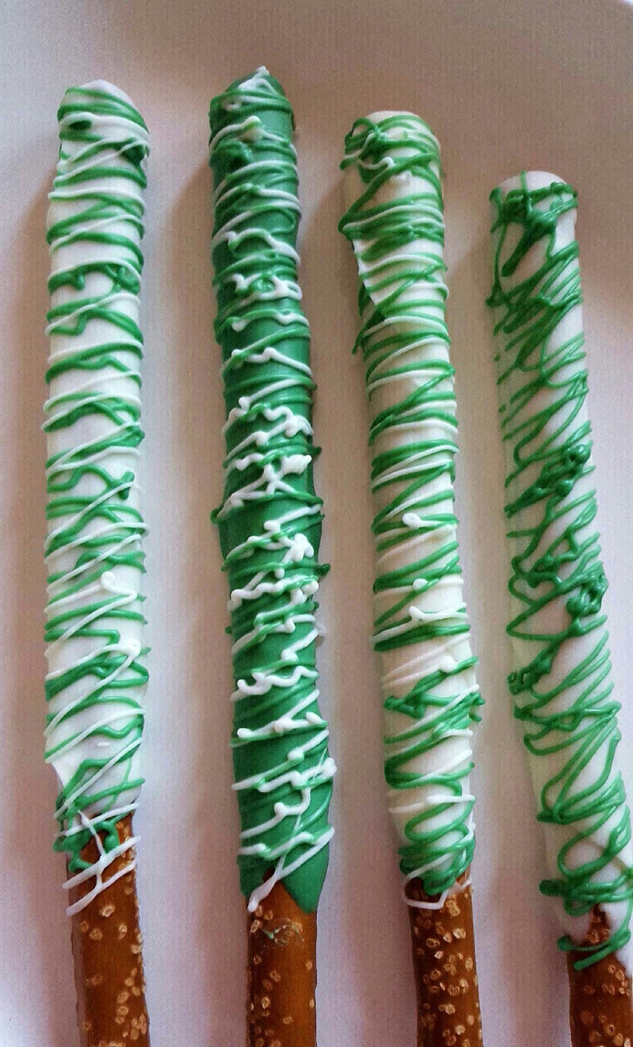 Chocolate Covered Pretzels! Decorated in White and Green Chocolate! St ...