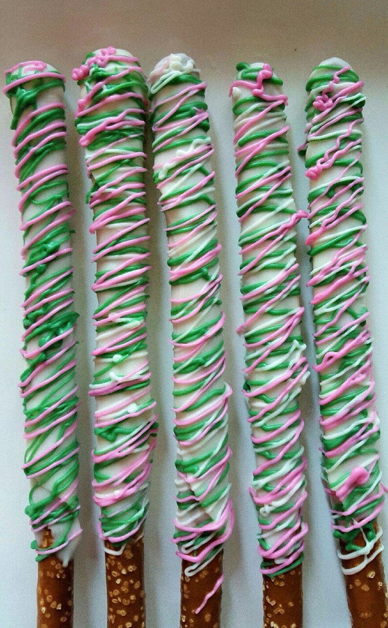 Chocolate Covered Pretzels! Decorated in White Chocolate With Beautiful ...