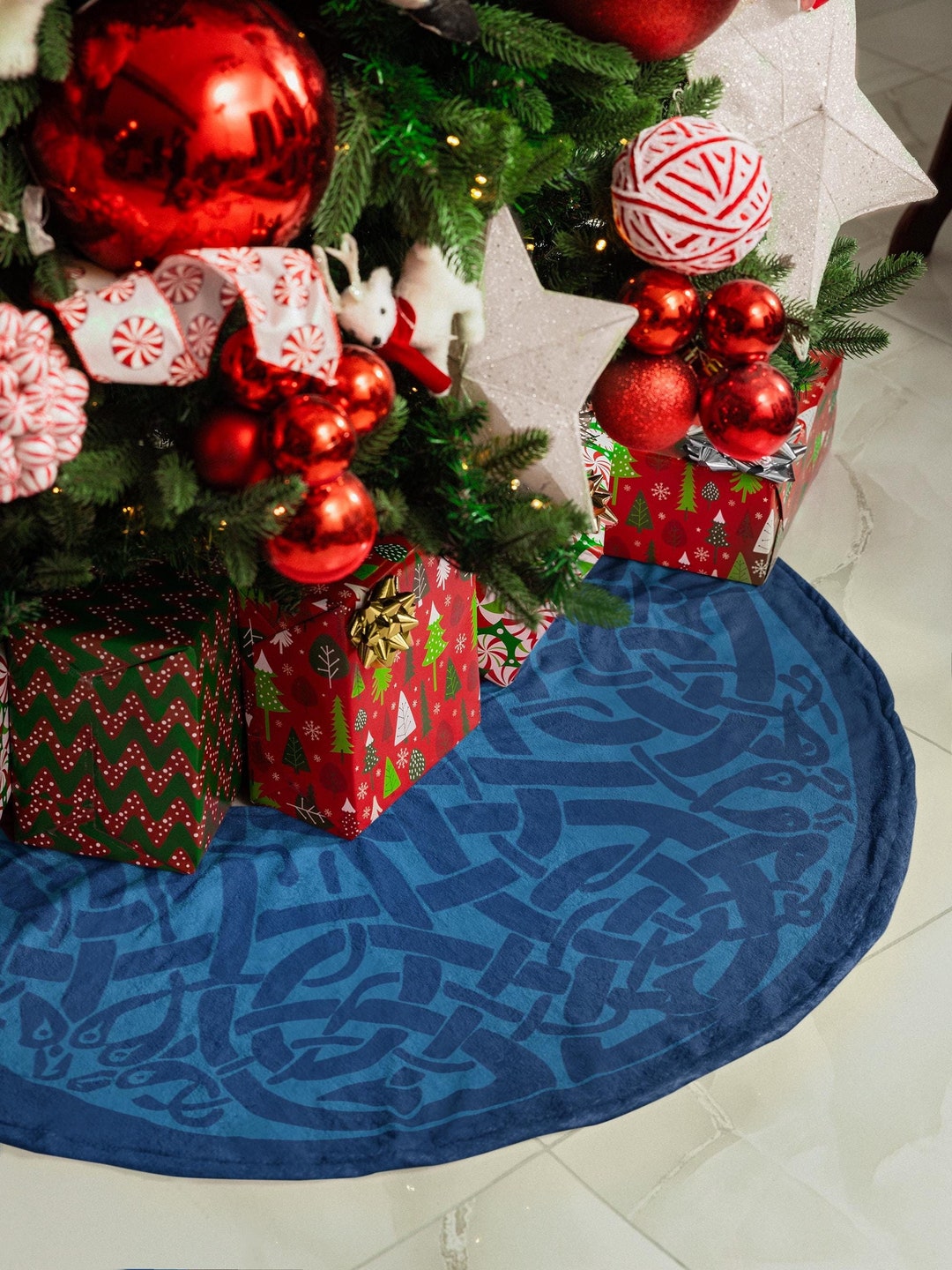 Yule Tree Skirt - Celtic Knots on Blue | Celtic Knot Tree Skirt ...