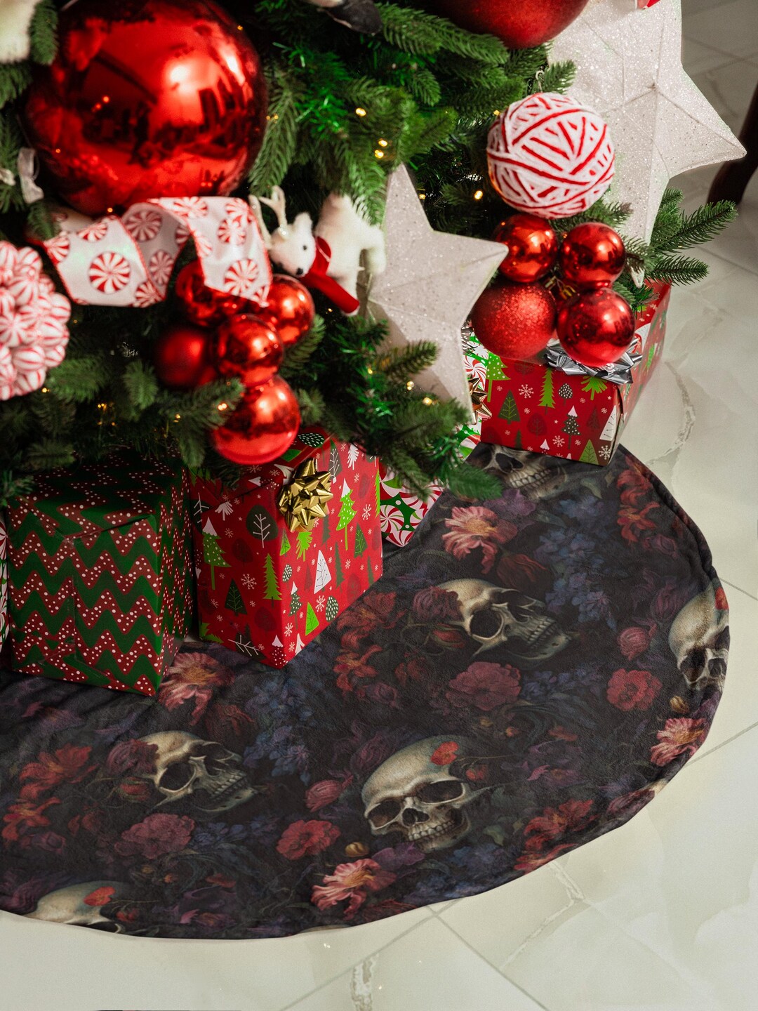 Gothic Yule Tree Skirt Skulls and Flowers Tree Skirt Skull Tree Skirt ...