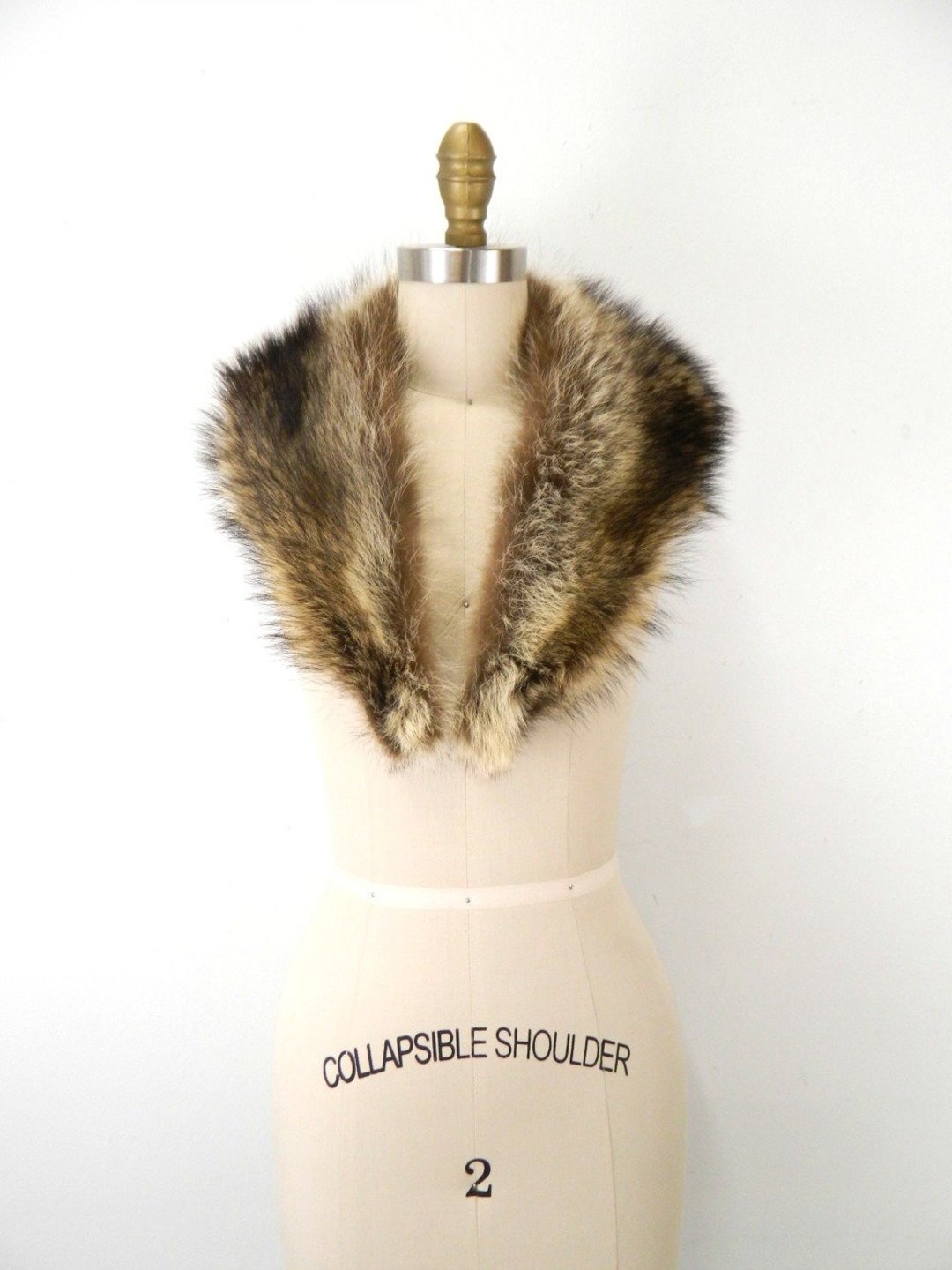 1940s Raccoon or Badger Fur Collar...maroon Red Quilted Lining...fur ...