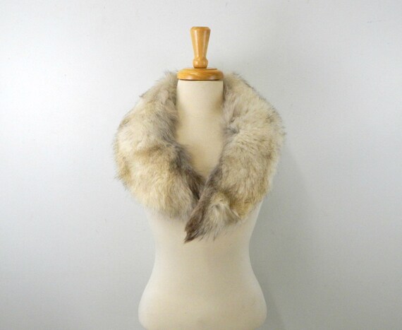 Vintage Silver Fox Fur Stole ... Luscious Ivory Fox F… - Gem