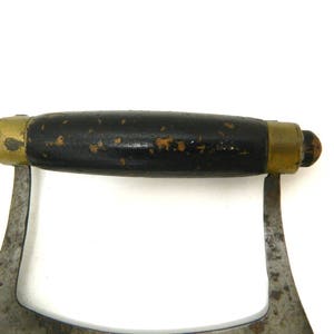 Vintage Wood Handled Food Chopper ... Mincer .. .scraper Tool ... Black ...