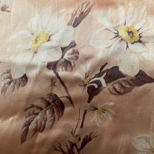 Lovely Vintage Satin Bedspread. 1950s Floral. - Etsy