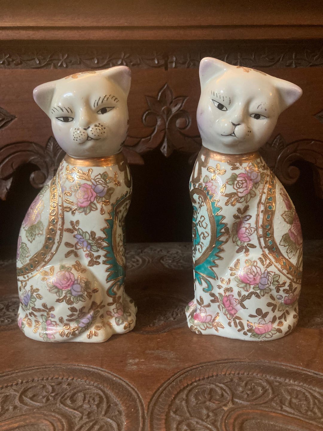 Stunning Chinese Imari Cats, Da Qing Qianlong Nian Zhi 1950s Hand ...