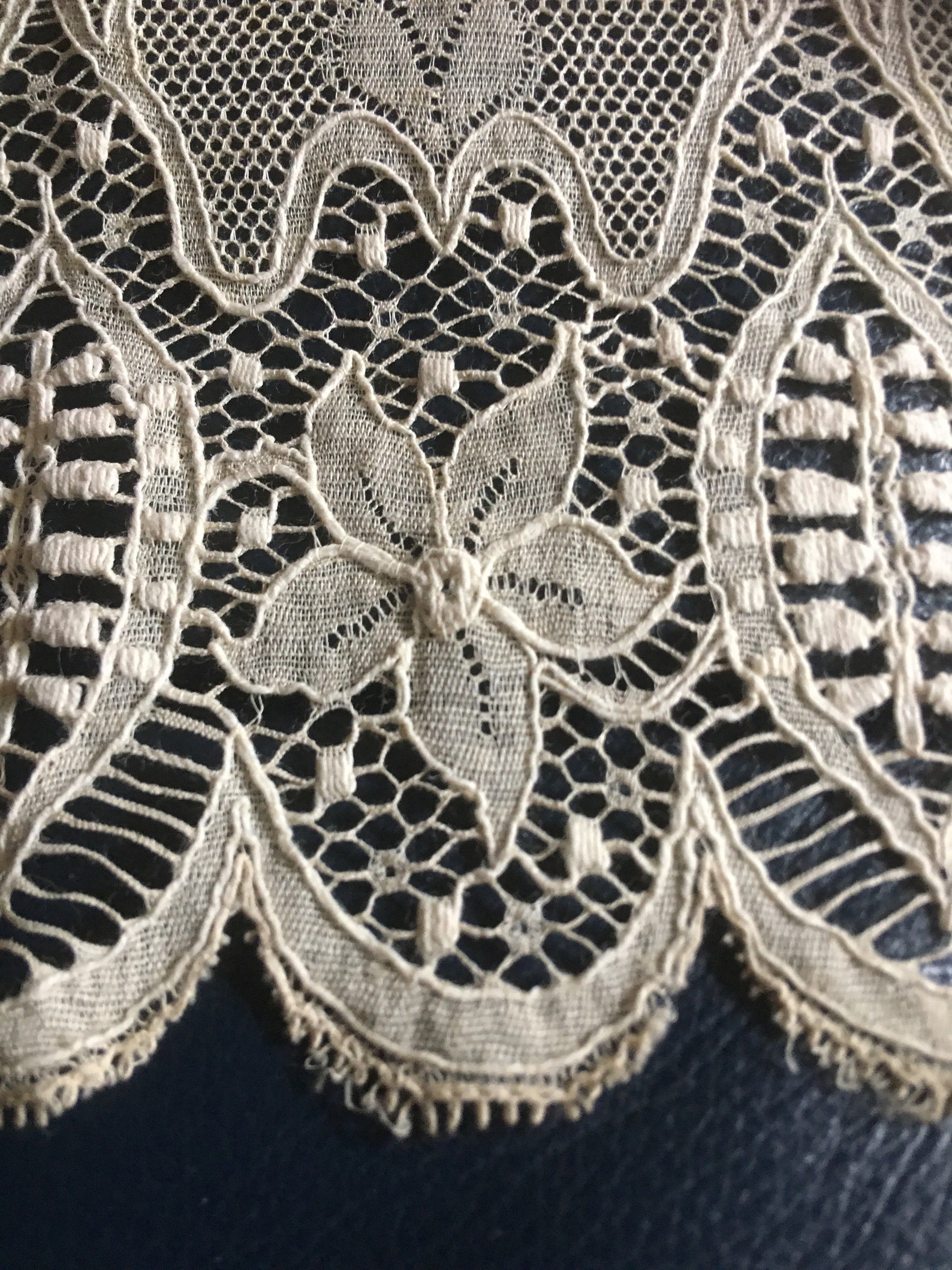 Early 20th Century Mechlin Lace 3m X 11cm. Unused. Immaculate and ...