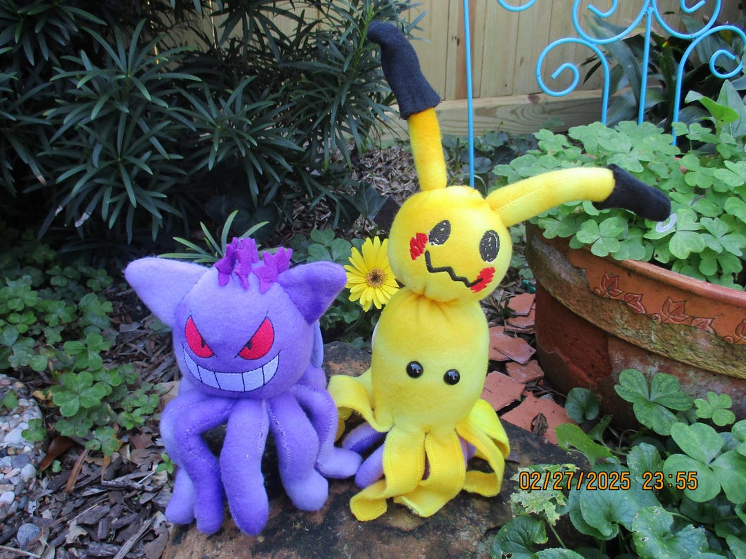 Pokeman Octopus Plushie: Gengar & Mimikyu - Etsy